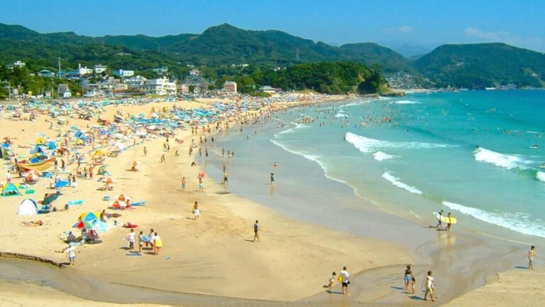 The 5 Best Beaches Near Tokyo - Tokyo Portfolio